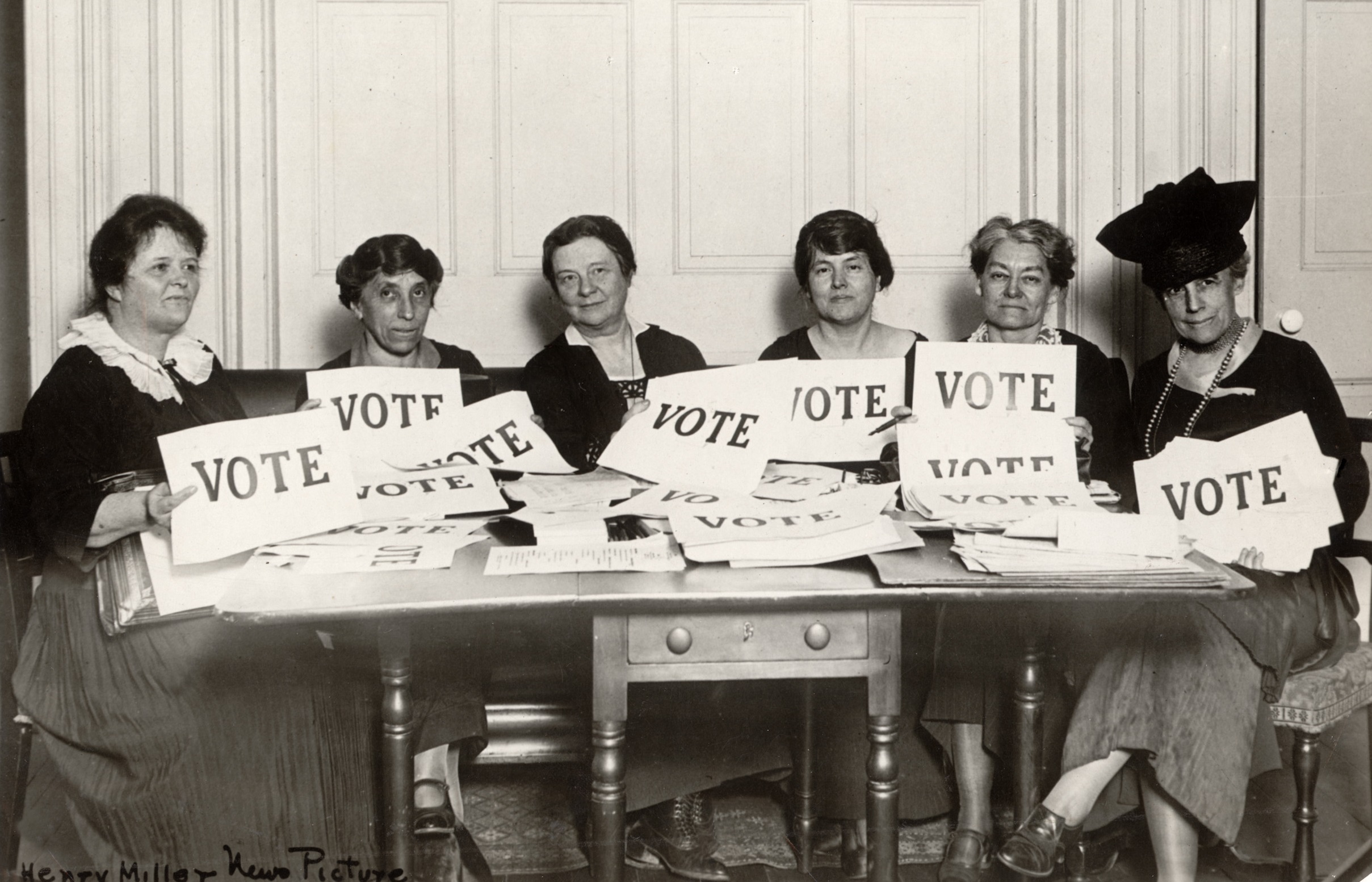 historic_photo_women_at_table_vote.jpg | MyLO